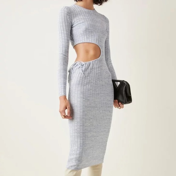Jacquemus | Dresses | Worn Once Aya Muse Shale Cut Out Midi Dress In ...